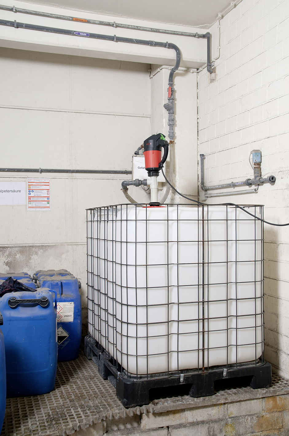 Container pump for higher delivery heads | FLUX Pumps India